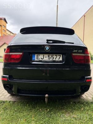 Zils BMW X5 2009 Ogre, ar dzinēja tilpumu 3.00 L un nobraukumu 287 tūkst. km par 8900 €, foto 6 vietnē AUTOMOTO.COM.LV