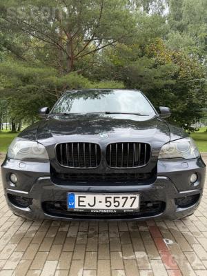 Zils BMW X5 2009 Ogre, ar dzinēja tilpumu 3.00 L un nobraukumu 287 tūkst. km par 8900 €, foto 7 vietnē AUTOMOTO.COM.LV