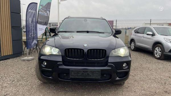 Blue BMW X5 2009 in Marijampole, with an engine capacity of 2.99 L and mileage of 324 thousand km for 7999 €, photo 5 on AUTOMOTO.COM.LV