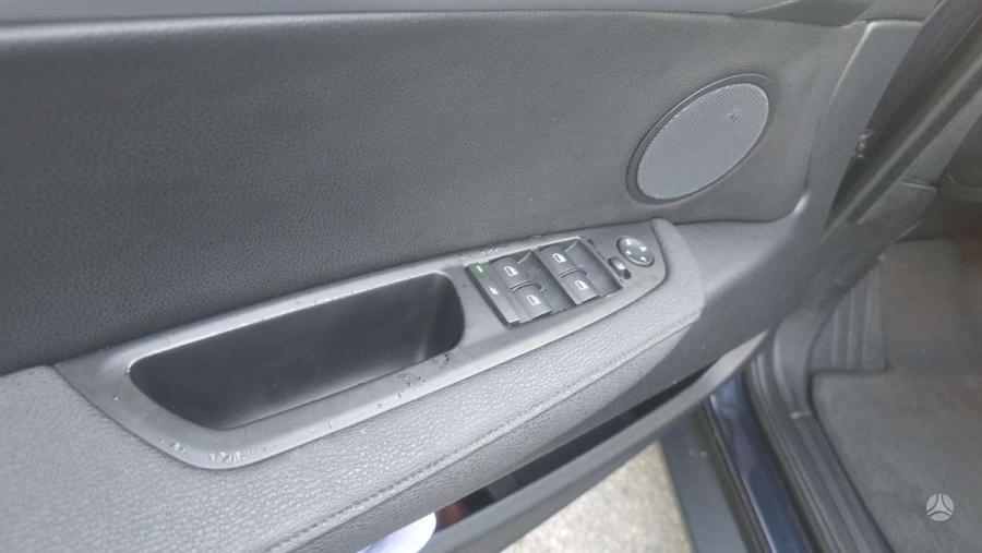 Blue BMW X5 2009 in Kaunas, with an engine capacity of 3.00 L and mileage of 313 thousand km for 7250 €, photo 27 on AUTOMOTO.COM.LV