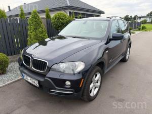 Zils BMW X5 2009 Rīga, ar dzinēja tilpumu 3.00 L un nobraukumu 350 tūkst. km par 4500 €, foto  vietnē AUTOMOTO.COM.LV