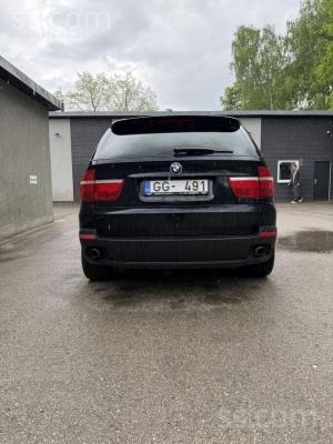 Zils BMW X5 2009 Rīga, ar dzinēja tilpumu 3.00 L un nobraukumu 263 tūkst. km par 8600 €, foto 6 vietnē AUTOMOTO.COM.LV