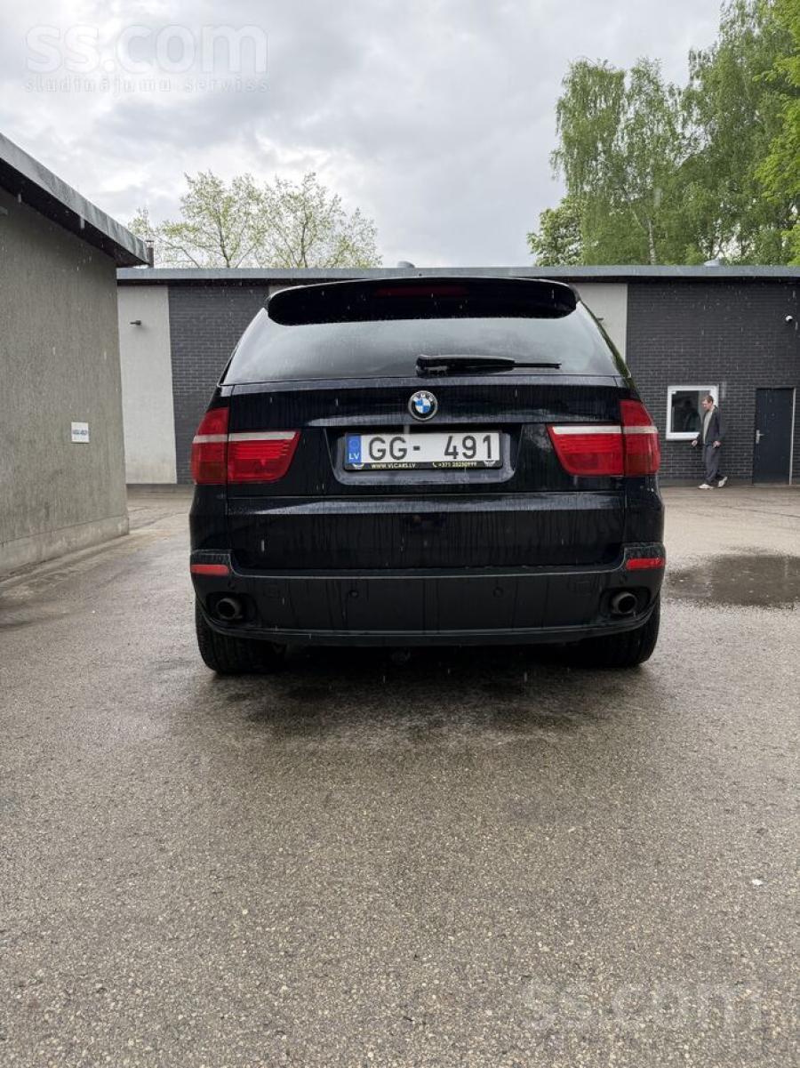 Zils BMW X5 2009 Rīga, ar dzinēja tilpumu 3.00 L un nobraukumu 263 tūkst. km par 8600 €, foto 6 vietnē AUTOMOTO.COM.LV