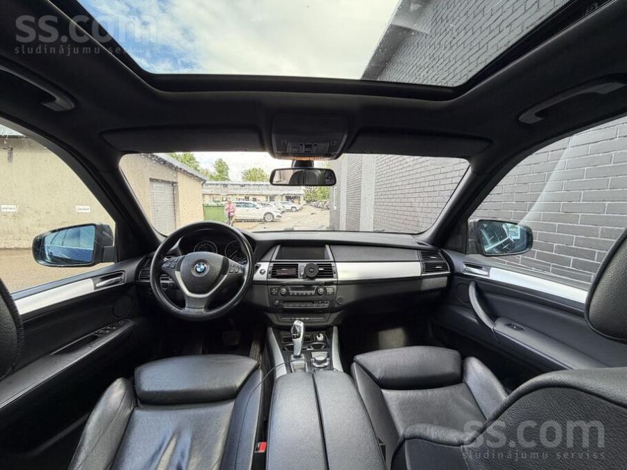 Zils BMW X5 2009 Rīga, ar dzinēja tilpumu 3.00 L un nobraukumu 263 tūkst. km par 8600 €, foto 13 vietnē AUTOMOTO.COM.LV