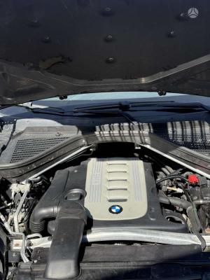 Blue BMW X5 2009 in Silute, with an engine capacity of 2.99 L and mileage of 442 thousand km for 7500 €, photo 16 on AUTOMOTO.COM.LV