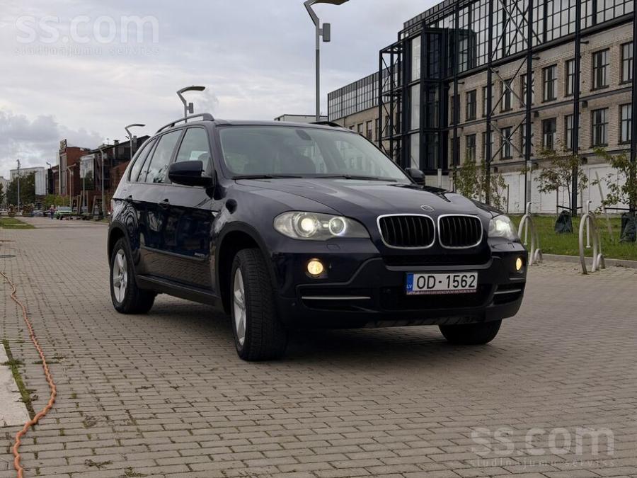 Blue BMW X5 2009 in Liepaja, with an engine capacity of 3.00 L and mileage of 0 thousand km for 7200 €, photo 4 on AUTOMOTO.COM.LV