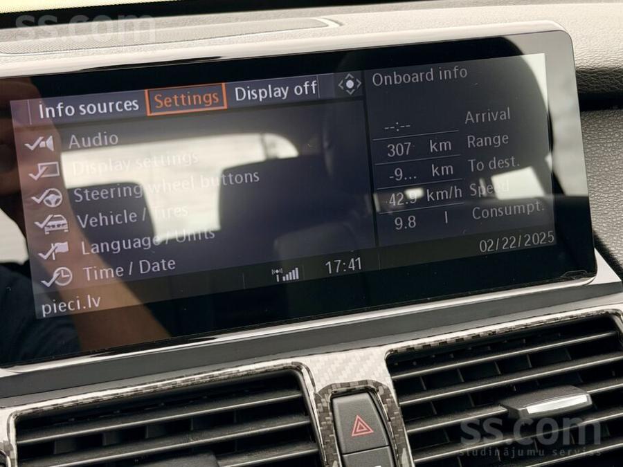 Blue BMW X5 2009 in Liepaja, with an engine capacity of 3.00 L and mileage of 0 thousand km for 7200 €, photo 9 on AUTOMOTO.COM.LV