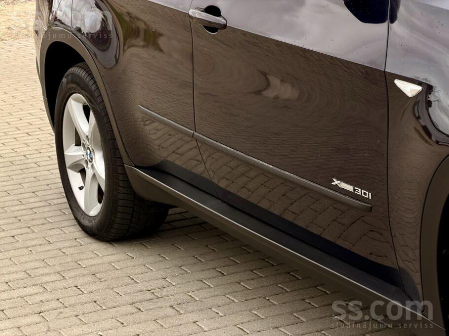 Blue BMW X5 2009 in Liepaja, with an engine capacity of 3.00 L and mileage of 0 thousand km for 7200 €, photo 24 on AUTOMOTO.COM.LV