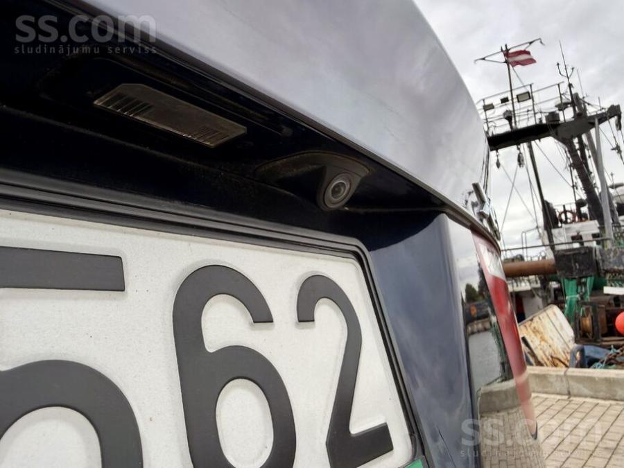 Blue BMW X5 2009 in Liepaja, with an engine capacity of 3.00 L and mileage of 0 thousand km for 7200 €, photo 26 on AUTOMOTO.COM.LV