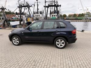 Blue BMW X5 2009 in Liepaja, with an engine capacity of 3.00 L and mileage of 0 thousand km for 7200 €, photo 31 on AUTOMOTO.COM.LV