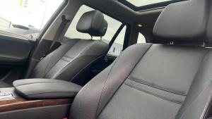 Blue BMW X5 2009 in Marijampole, with an engine capacity of 3.00 L and mileage of 313 thousand km for 7490 €, photo 18 on AUTOMOTO.COM.LV