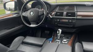 Blue BMW X5 2009 in Marijampole, with an engine capacity of 3.00 L and mileage of 313 thousand km for 7490 €, photo 20 on AUTOMOTO.COM.LV