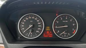 Blue BMW X5 2009 in Marijampole, with an engine capacity of 3.00 L and mileage of 313 thousand km for 7490 €, photo 22 on AUTOMOTO.COM.LV