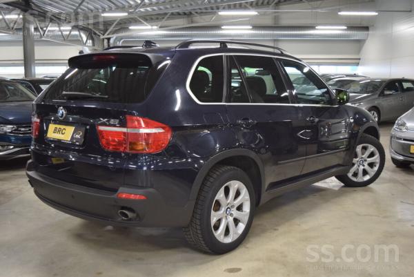 Zils BMW X5 2010 Rīga, ar dzinēja tilpumu 3.00 L un nobraukumu 279 tūkst. km par 10500 €, foto 2 vietnē AUTOMOTO.COM.LV