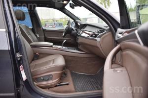 Zils BMW X5 2010 Rīga, ar dzinēja tilpumu 3.00 L un nobraukumu 279 tūkst. km par 10500 €, foto 14 vietnē AUTOMOTO.COM.LV