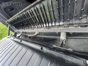 Zils BMW X5 2010 Aizkraukle, ar dzinēja tilpumu 3.00 L un nobraukumu 266 tūkst. km par 7500 €, foto 8 vietnē AUTOMOTO.COM.LV