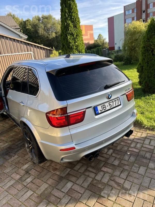 Zils BMW X5 2010 Liepāja, ar dzinēja tilpumu 4.40 L un nobraukumu 215 tūkst. km par 19300 €, foto 8 vietnē AUTOMOTO.COM.LV