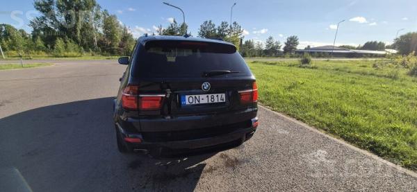 Zils BMW X5 2010 Daugavpils, ar dzinēja tilpumu 3.00 L un nobraukumu 310 tūkst. km par 10900 €, foto 2 vietnē AUTOMOTO.COM.LV
