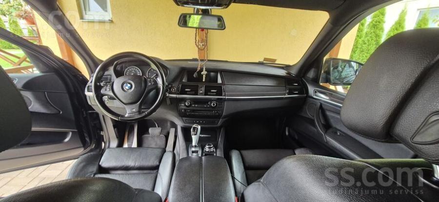 Blue BMW X5 2010 in Daugavpils, with an engine capacity of 3.00 L and mileage of 310 thousand km for 10900 €, photo 5 on AUTOMOTO.COM.LV