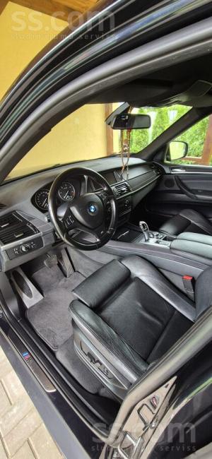 Blue BMW X5 2010 in Daugavpils, with an engine capacity of 3.00 L and mileage of 310 thousand km for 10900 €, photo 16 on AUTOMOTO.COM.LV