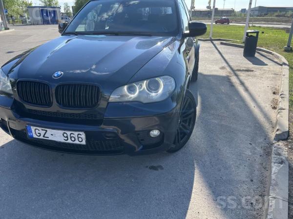 Синий БМВ Х5 2010 в Рига, объемом двигателя 3.00 л и пробегом 380 тыс. км за 8200 €, фото 4 на AUTOMOTO.COM.LV