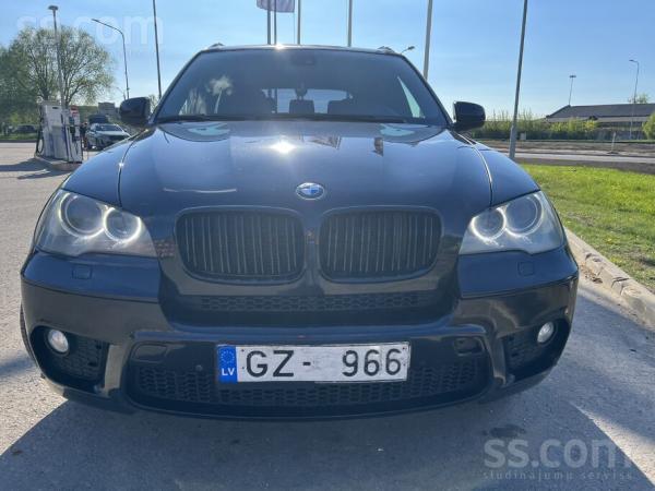 Синий БМВ Х5 2010 в Рига, объемом двигателя 3.00 л и пробегом 380 тыс. км за 8200 €, фото 6 на AUTOMOTO.COM.LV