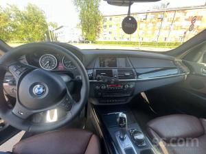 Синий БМВ Х5 2010 в Рига, объемом двигателя 3.00 л и пробегом 380 тыс. км за 8200 €, фото 17 на AUTOMOTO.COM.LV