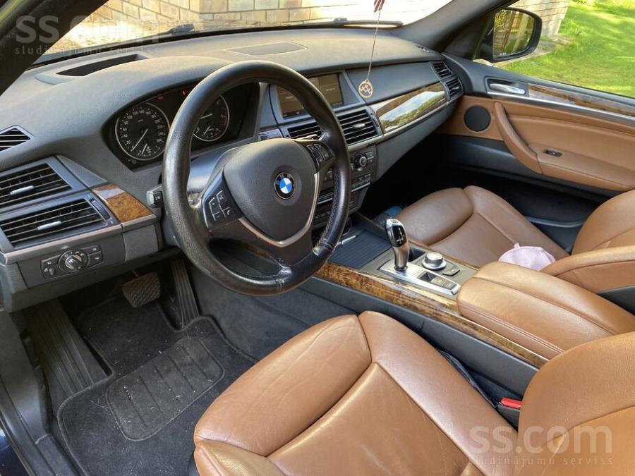 Синий БМВ Х5 2010 в Рига, объемом двигателя 3.00 л и пробегом 260 тыс. км за 9000 €, фото 5 на AUTOMOTO.COM.LV
