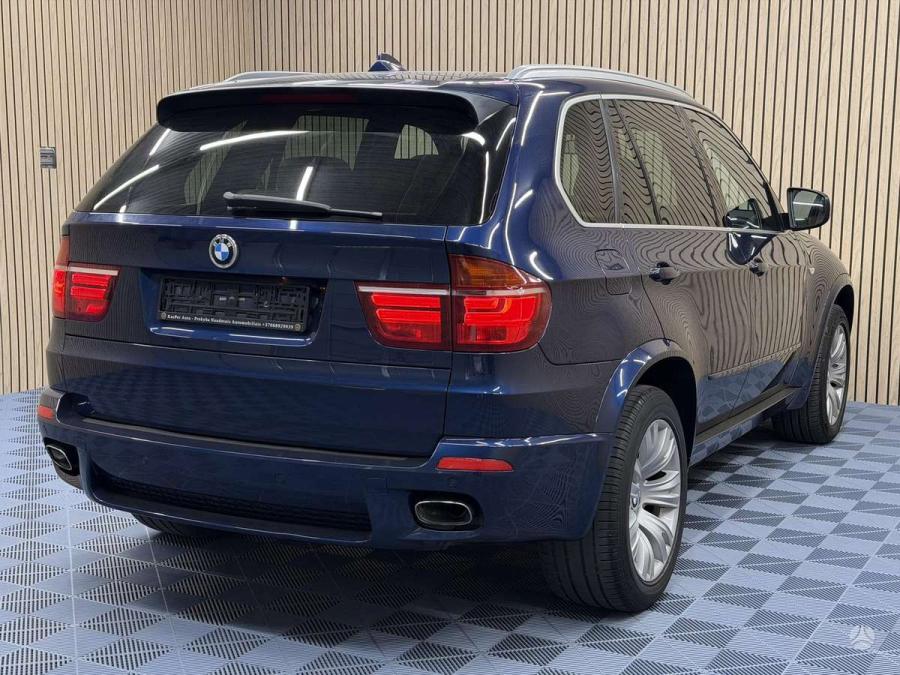 Blue BMW X5 2010 in Marijampole, with an engine capacity of 2.99 L and mileage of 300 thousand km for 11500 €, photo 9 on AUTOMOTO.COM.LV