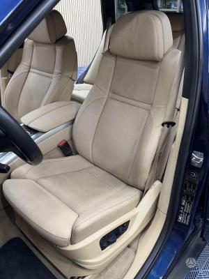 Blue BMW X5 2010 in Marijampole, with an engine capacity of 2.99 L and mileage of 300 thousand km for 11500 €, photo 20 on AUTOMOTO.COM.LV
