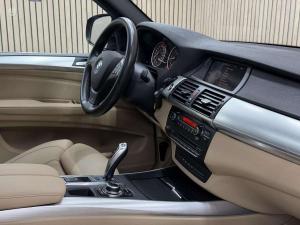 Blue BMW X5 2010 in Marijampole, with an engine capacity of 2.99 L and mileage of 300 thousand km for 11500 €, photo 22 on AUTOMOTO.COM.LV
