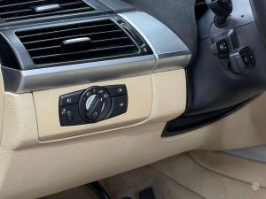 Blue BMW X5 2010 in Marijampole, with an engine capacity of 2.99 L and mileage of 300 thousand km for 11500 €, photo 26 on AUTOMOTO.COM.LV
