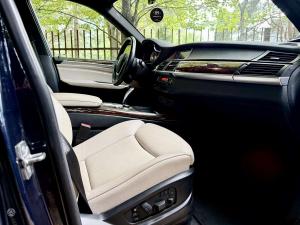 Blue BMW X5 2010 in Kaunas, with an engine capacity of 0.00 L and mileage of 261 thousand km for 10800 €, photo 12 on AUTOMOTO.COM.LV