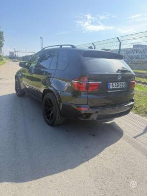 Blue BMW X5 2010 in Klaipeda, with an engine capacity of 2.99 L and mileage of 176 thousand km for 11400 €, photo 4 on AUTOMOTO.COM.LV