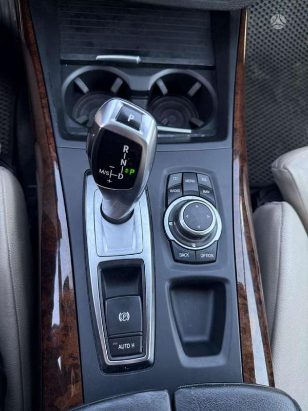 Zils BMW X5 2010 Klaipėda, ar dzinēja tilpumu 2.99 L un nobraukumu 176 tūkst. km par 11400 €, foto 10 vietnē AUTOMOTO.COM.LV