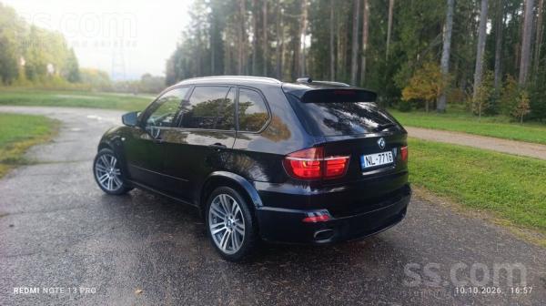 Zils BMW X5 2010 Saldus, ar dzinēja tilpumu 3.00 L un nobraukumu 431 tūkst. km par 10899 €, foto 5 vietnē AUTOMOTO.COM.LV