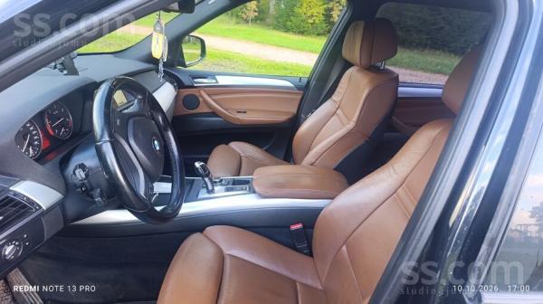 Zils BMW X5 2010 Saldus, ar dzinēja tilpumu 3.00 L un nobraukumu 431 tūkst. km par 10899 €, foto 8 vietnē AUTOMOTO.COM.LV