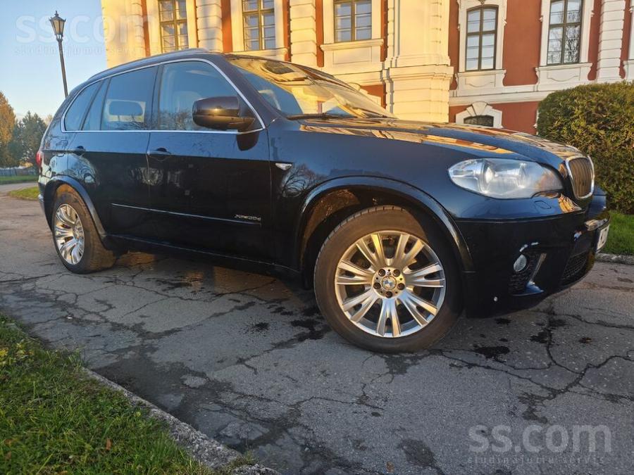 Zils BMW X5 2011 Jelgava, ar dzinēja tilpumu 3.00 L un nobraukumu 295 tūkst. km par 10300 €, foto 6 vietnē AUTOMOTO.COM.LV