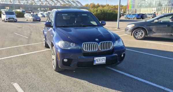 Blue BMW X5 2011 in Siauliai, with an engine capacity of 4.40 L and mileage of 244 thousand km for 9000 €, photo 1 on AUTOMOTO.COM.LV