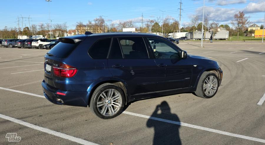 Zils BMW X5 2011 Šauļi, ar dzinēja tilpumu 4.40 L un nobraukumu 244 tūkst. km par 9000 €, foto 3 vietnē AUTOMOTO.COM.LV