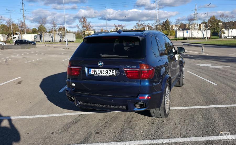 Zils BMW X5 2011 Šauļi, ar dzinēja tilpumu 4.40 L un nobraukumu 244 tūkst. km par 9000 €, foto 4 vietnē AUTOMOTO.COM.LV