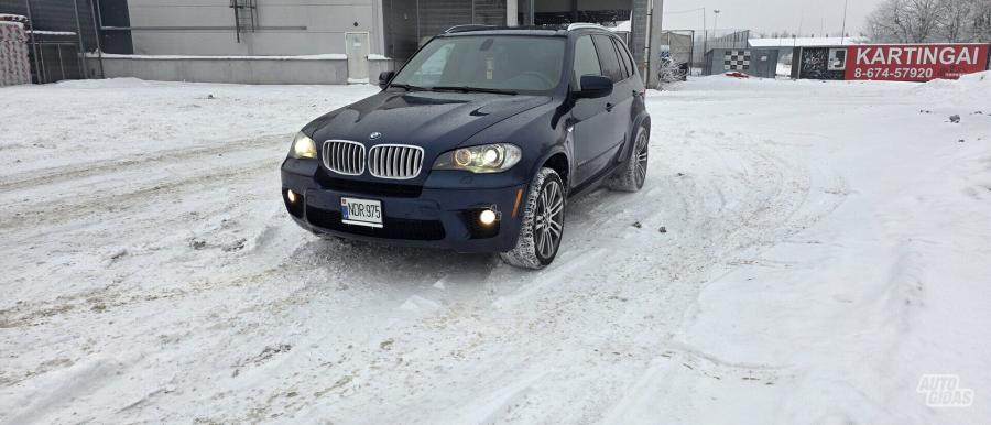 Blue BMW X5 2011 in Vilnius, with an engine capacity of 4.40 L and mileage of 246 thousand km for 6500 €, photo 1 on AUTOMOTO.COM.LV
