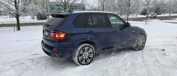 Blue BMW X5 2011 in Vilnius, with an engine capacity of 4.40 L and mileage of 246 thousand km for 6500 €, photo 6 on AUTOMOTO.COM.LV
