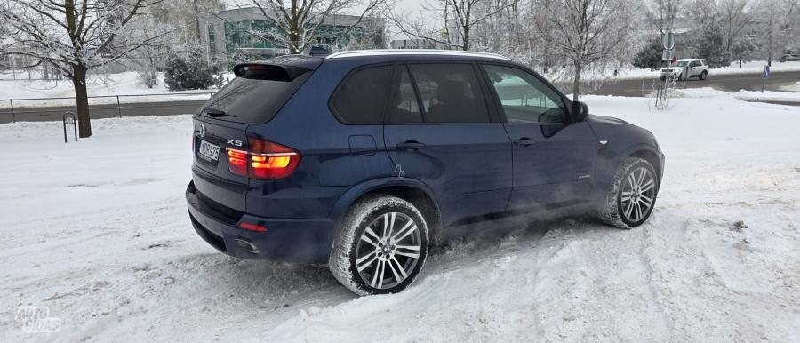 Blue BMW X5 2011 in Vilnius, with an engine capacity of 4.40 L and mileage of 246 thousand km for 6500 €, photo 6 on AUTOMOTO.COM.LV