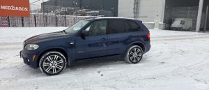 Blue BMW X5 2011 in Vilnius, with an engine capacity of 4.40 L and mileage of 246 thousand km for 6500 €, photo 9 on AUTOMOTO.COM.LV