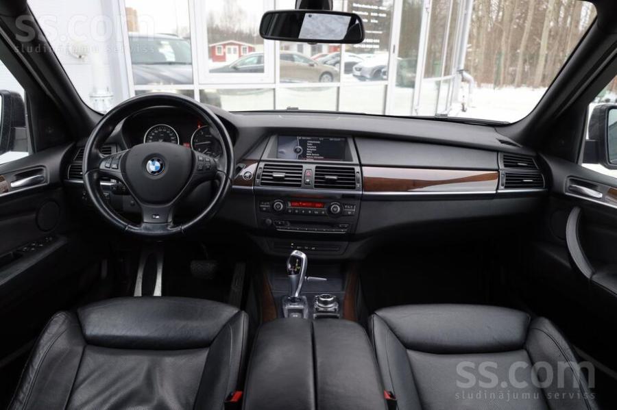 Blue BMW X5 2011 in Riga, with an engine capacity of 3.00 L and mileage of 0 thousand km for 10995 €, photo 7 on AUTOMOTO.COM.LV