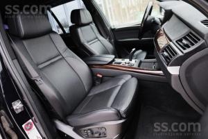 Blue BMW X5 2011 in Riga, with an engine capacity of 3.00 L and mileage of 0 thousand km for 10995 €, photo 16 on AUTOMOTO.COM.LV