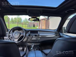 Blue BMW X5 2011 in Riga, with an engine capacity of 3.00 L and mileage of 240 thousand km for 14000 €, photo 8 on AUTOMOTO.COM.LV
