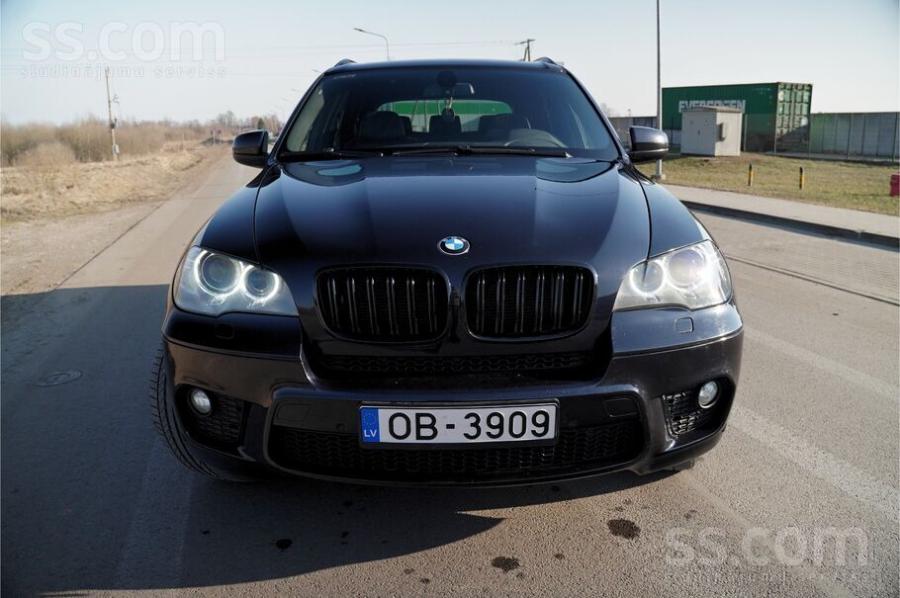 Zils BMW X5 2011 Dobele, ar dzinēja tilpumu 3.00 L un nobraukumu 267 tūkst. km par 13495 €, foto 8 vietnē AUTOMOTO.COM.LV