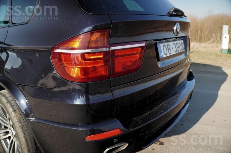Zils BMW X5 2011 Dobele, ar dzinēja tilpumu 3.00 L un nobraukumu 267 tūkst. km par 13495 €, foto 10 vietnē AUTOMOTO.COM.LV